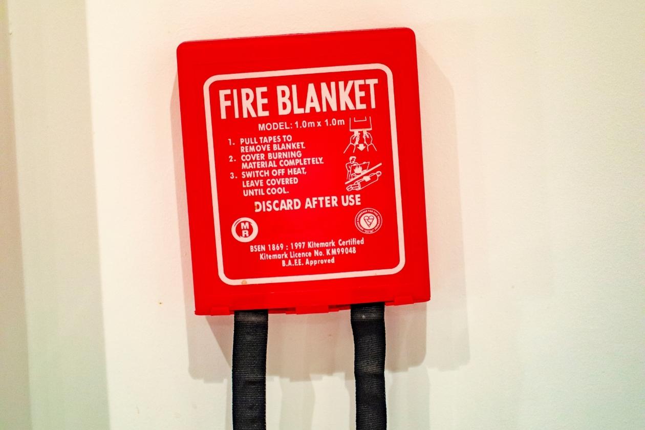 Manta contra incendios: qué son y cómo se usan: Averígualo aquí